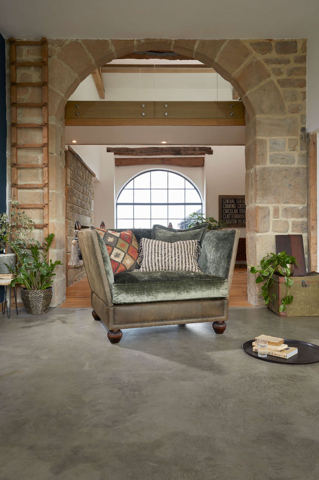 Tetrad │ Snugglers and Loveseats │Warwick Snuggler │Leather sofas